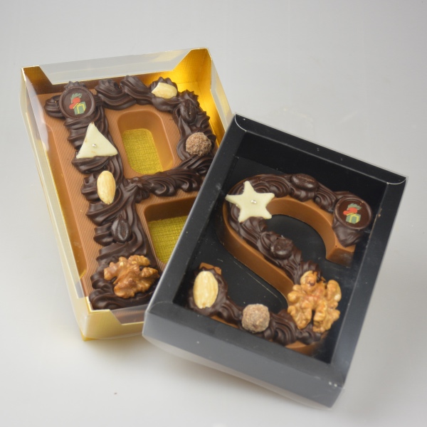 Chocolade Letters klein en groot